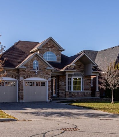 Garage Door Off Track | Causes of Misaligned Tracks